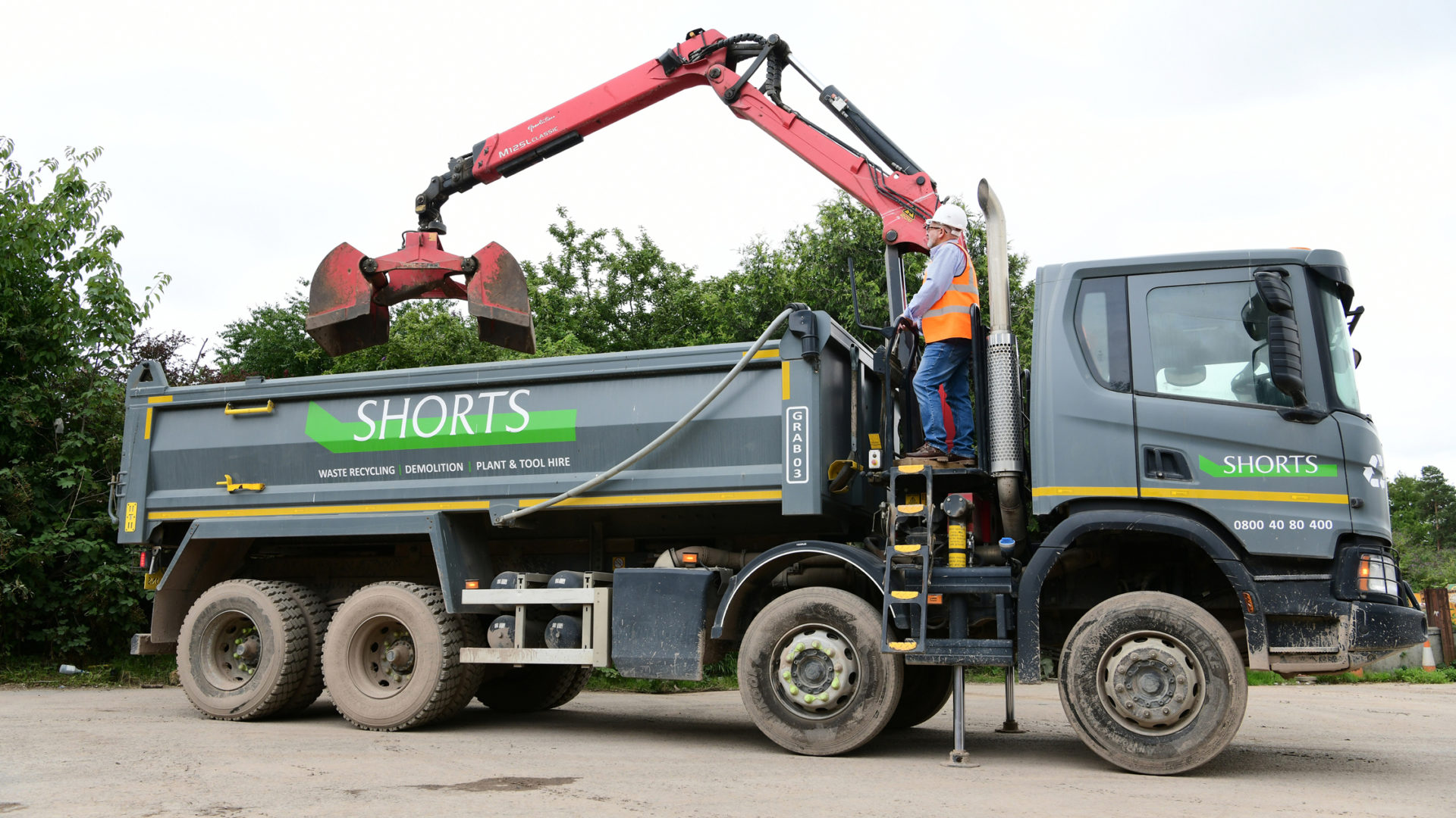 Local Skip Hire | Low Cost | Book Online or Call Us |… | Shorts Group