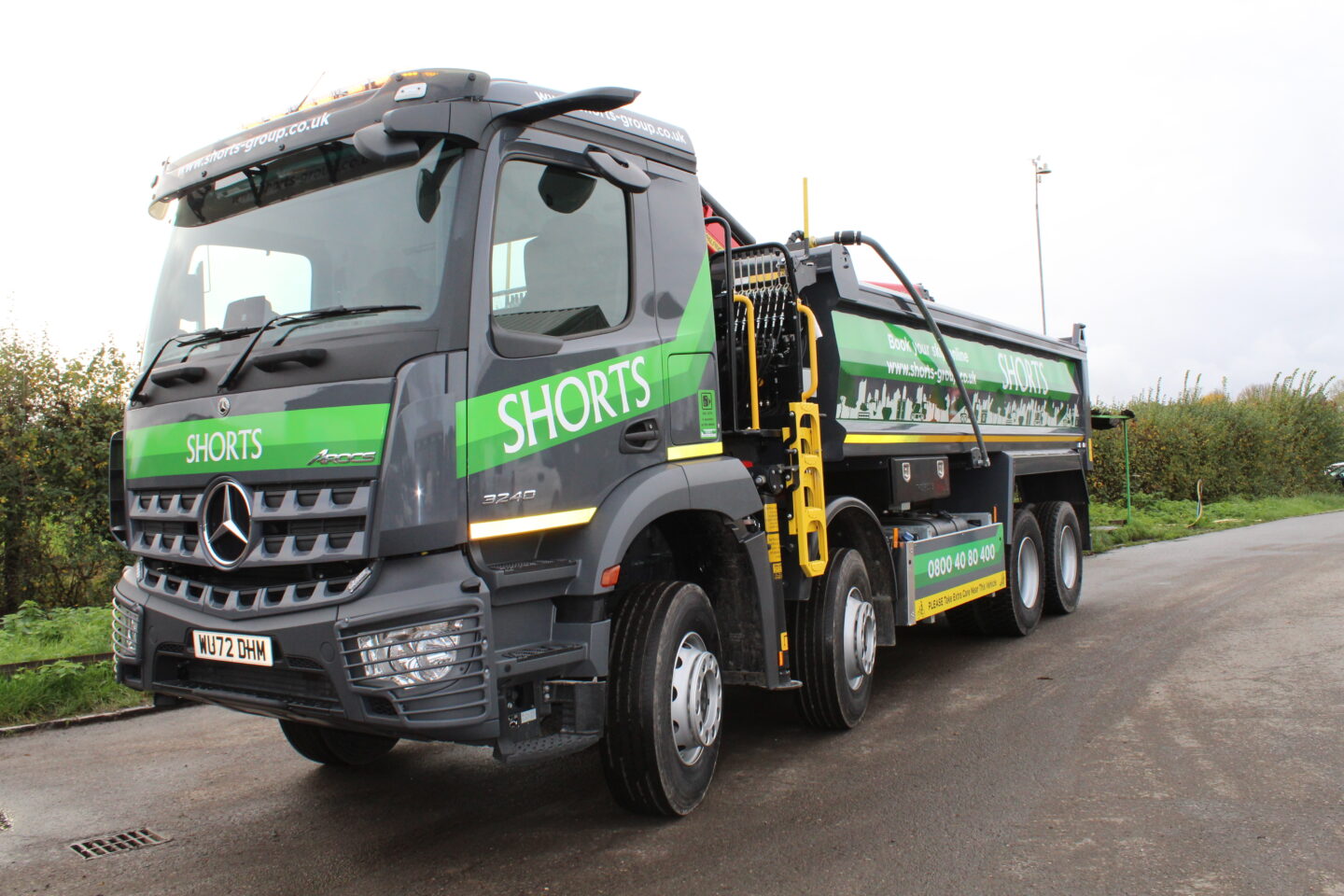 Mercedes Arocs Euro 6 Grab Lorry | Shorts Group